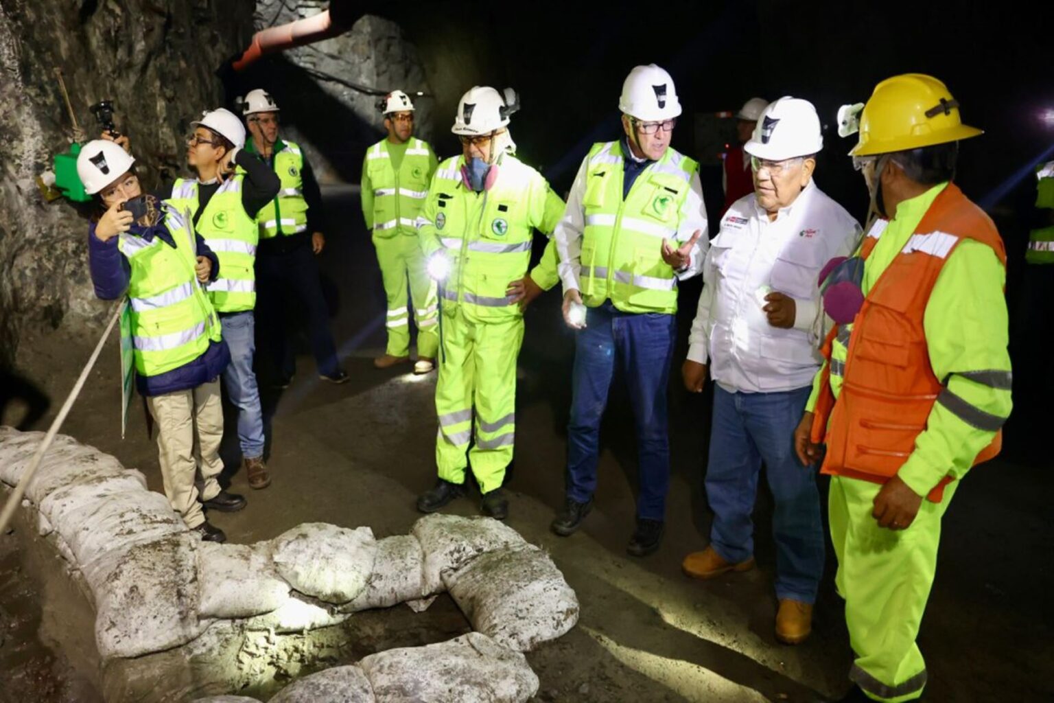 El Perú y los Estados Unidos acordaron promover inversiones en el sector minero peruano ...