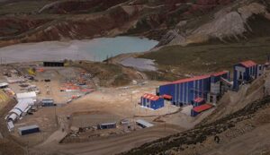 Volcan asegura financiamiento de US$ 125 millones para el desarrollo ...